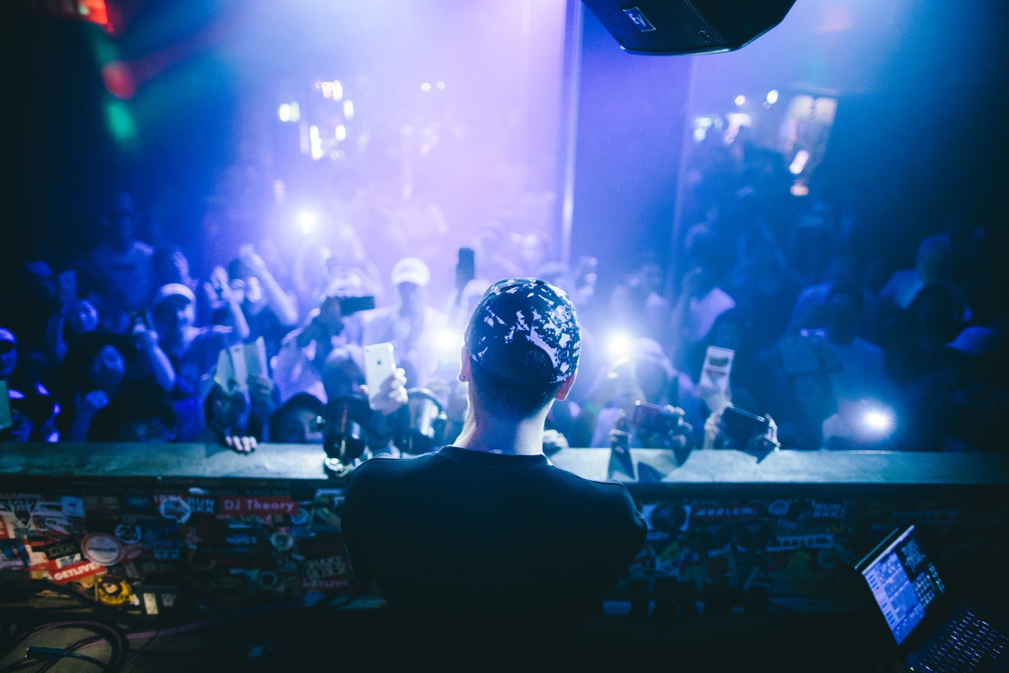 เปิดประสบการณ์ความมันส์ที่ 5 ผับญี่ปุ่น ดีที่สุดในโตเกียว - Chill Chill ...