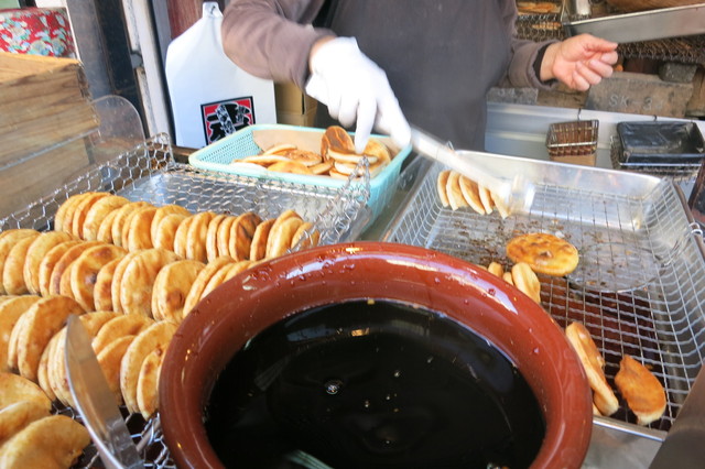 8 เมนูห้ามพลาดที่มา Kamkura Komachi Street แล้วต้องกิน - Chill Chill Japan