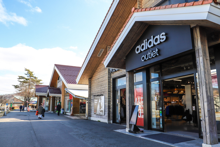 Karuizawa outlet แหล่งช้อปปิ้งสนุกและกินอร่อยได้ทั้งวัน เดินทางจาก ...