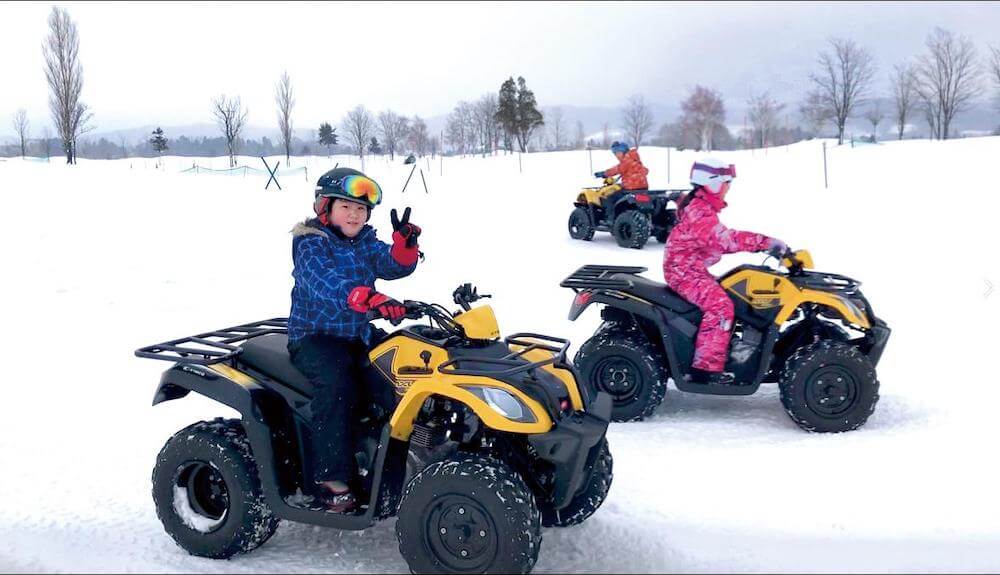 เล่นสนุกกับหิมะท่ามกลางธรรมชาติให้สนุกสุดเหวี่ยง ใน BIBAI SNOWLAND in ...