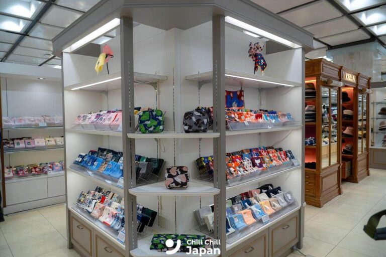 Keio Department Store Shinjuku (ห้างสรรพสินค้าเคโอ สาขาชินจูกุ) แหล่ง ...