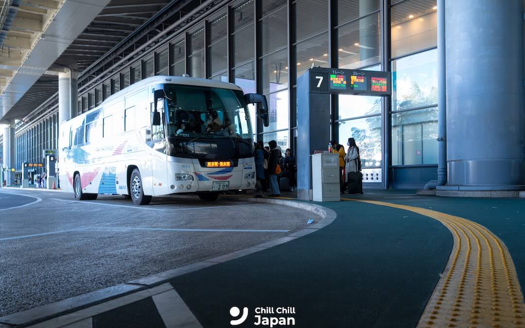 วิธีการเดินทางไปสถานีโตเกียวจากสนามบินนาริตะ ถูกและ สะดวกโดย Keisei Bus ...