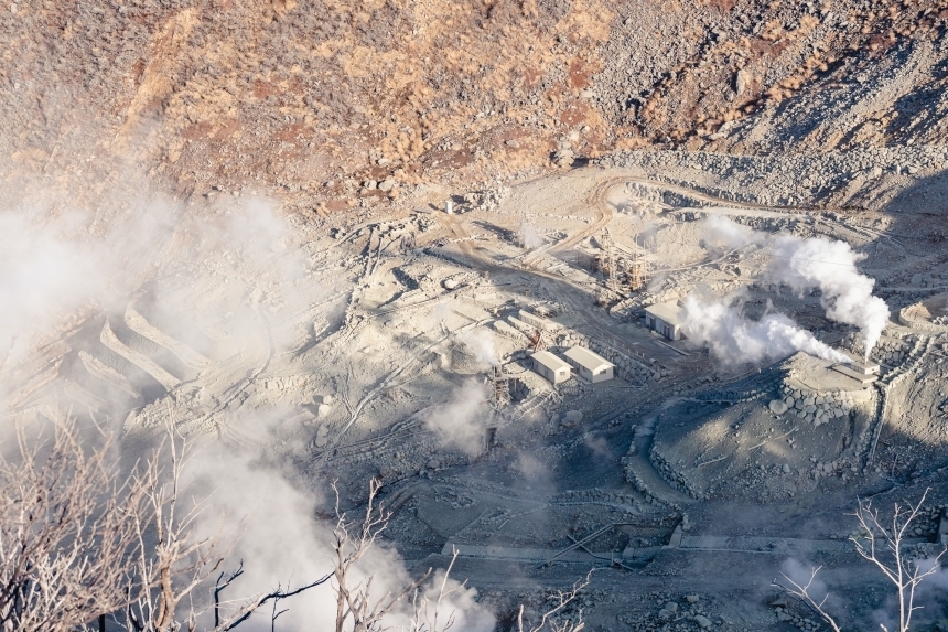 หุบเขาโอวาคุดานิ (Owakudani) มาถึงหุบเขานี้ทั้งทีก็ต้องชิมไข่ดำอายุ ...