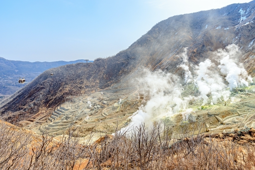 หุบเขาโอวาคุดานิ (Owakudani) มาถึงหุบเขานี้ทั้งทีก็ต้องชิมไข่ดำอายุ ...