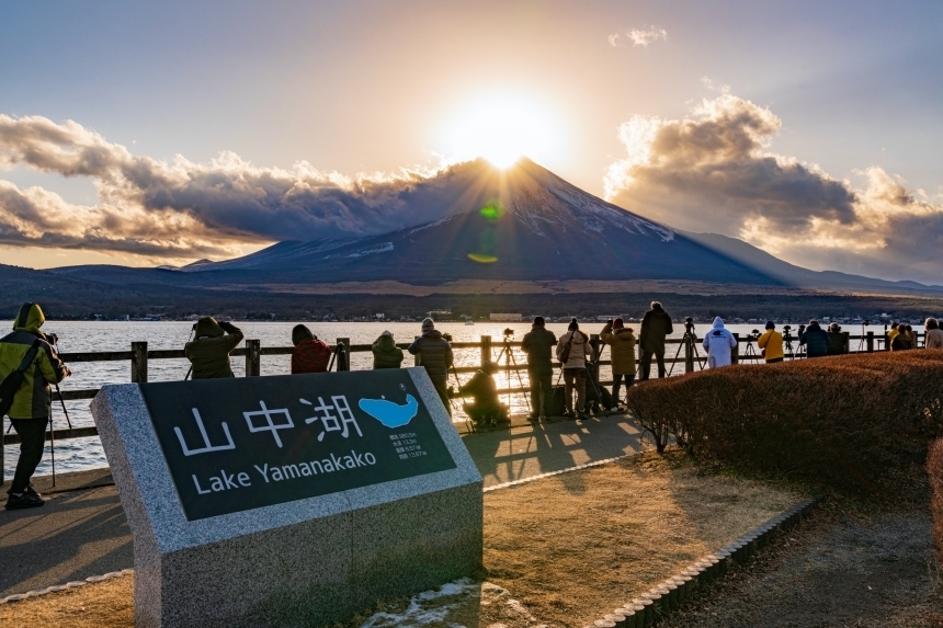 แวะชม “ยามานากะโกะ (Yamanakako)” ทะเลสาบพร้อมวิวภูเขาไฟฟูจิสุดอลังการ - Chill Chill Japan