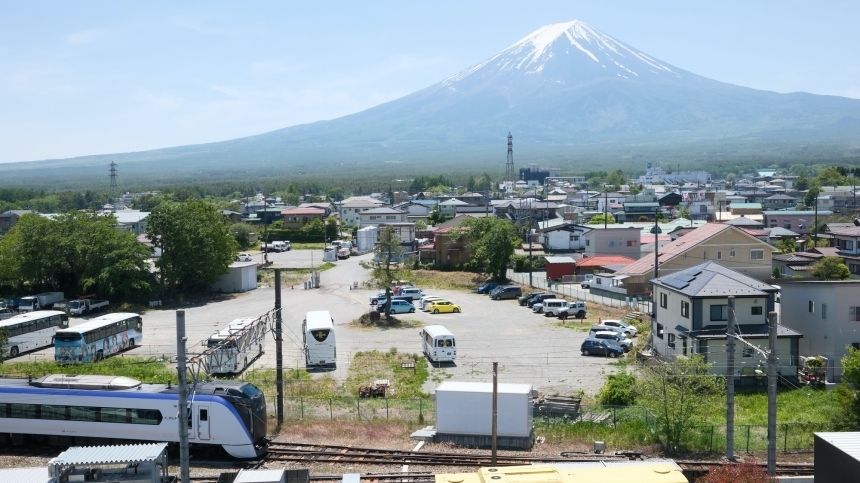 รถไฟสายด่วนชวนเที่ยวรอบฟูจิ (Fuji Excursion) วิธีการเที่ยวฟูจิที่ทั้ง ...