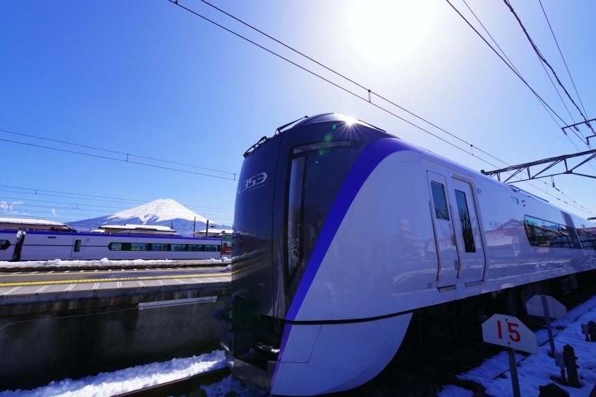 รถไฟสายด่วนชวนเที่ยวรอบฟูจิ (Fuji Excursion) วิธีการเที่ยวฟูจิที่ทั้ง ...