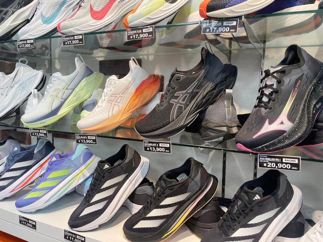 ร้านรองเท้าวิ่งในแถบคันไซ ต้องไว้ใจ SteP SPORTS สาขาโอซาก้า! - Chill ...