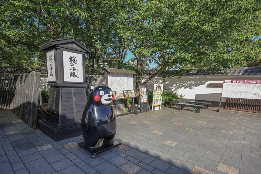 ย้อนเวลาสู่ยุคซามูไรเอโดะ “Sakura no Baba Josaien” ย่านกินช็อปชม ใจกลาง ...